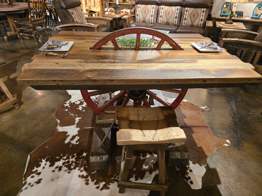 Old West Staggered Reclaimed Wagon Wheel Table With 2 Dixson Swivel Top ...