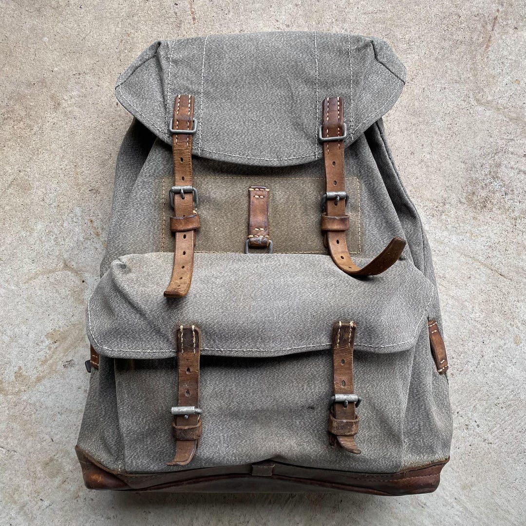 Vintage 50’s Swiss Army Salt and Pepper Rucksack Olive Green Backpack ...