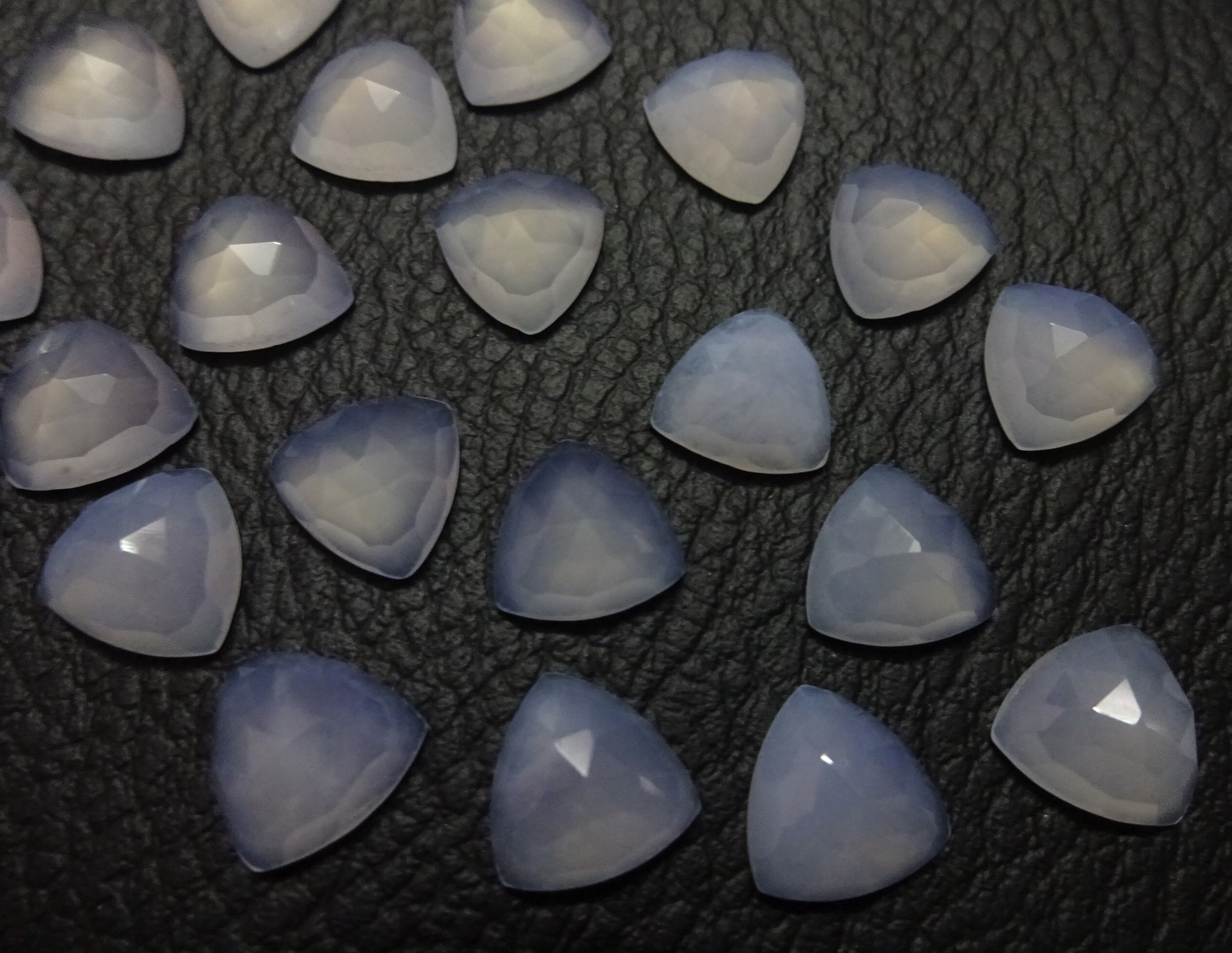 10 Pieces AAA Quality Natural Chalcedony Faceted Trillian Cut - Etsy