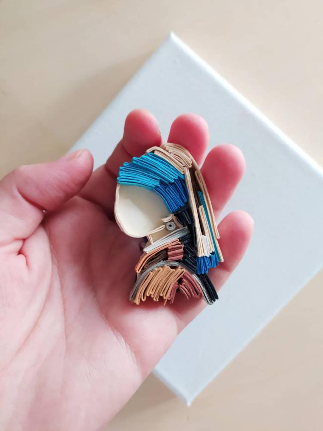 3D Paper Quilling Heart Brooch Pin, Vermeer Jewelry,handcrafted Brooch ...