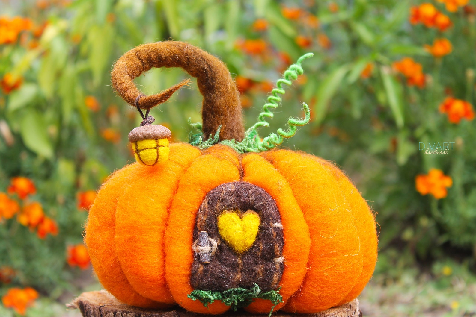 Needle Felted Pumpkin House ,orange Felted Pumpkin, Acorn Lantern ...