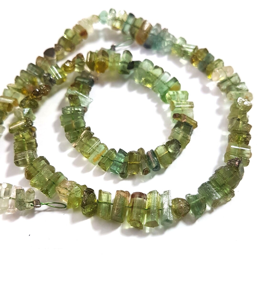MINERALEN TOERMALIJN Edelsteen Ruwe steen Toermalijn geboorde - Etsy ...