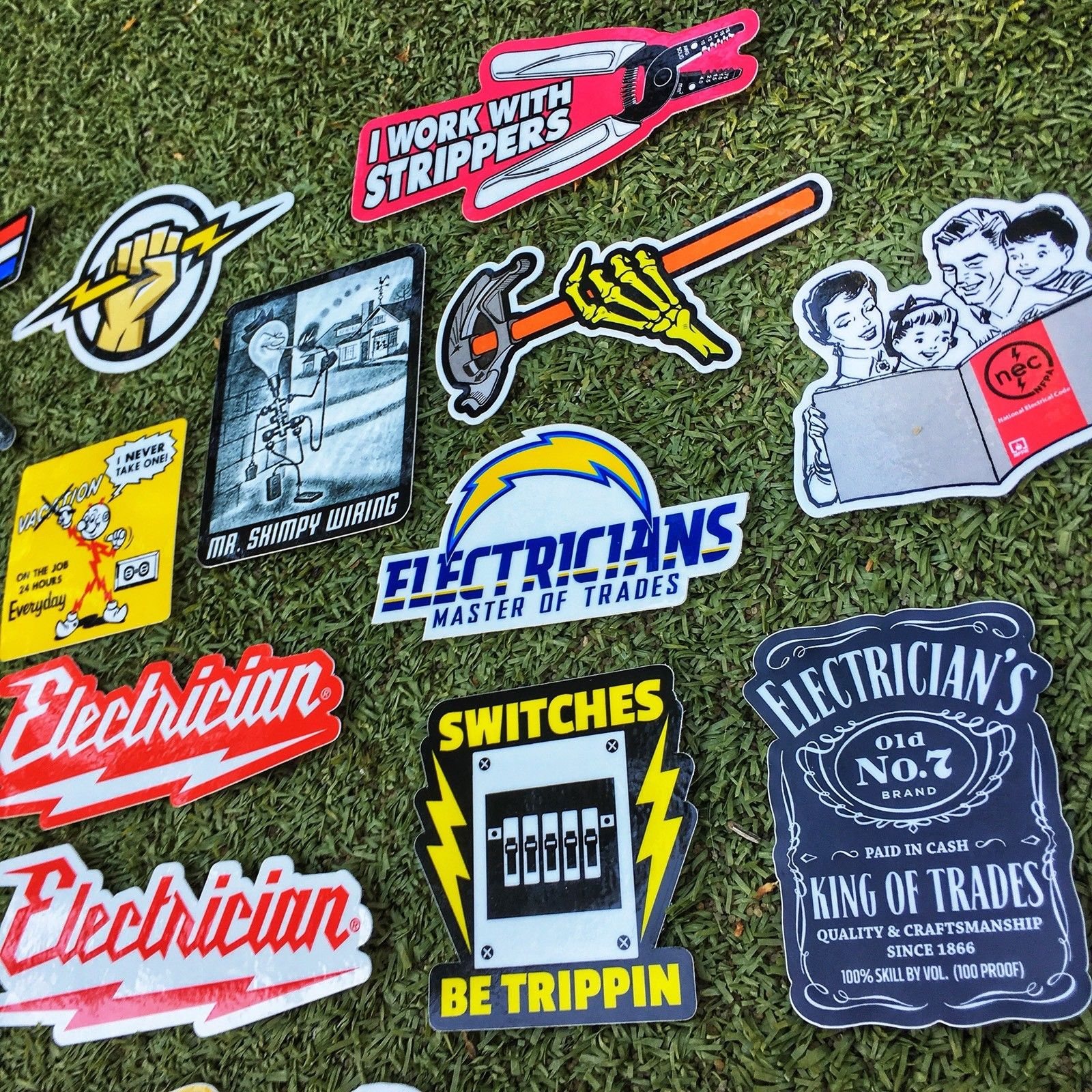 How To Make Hard Hat Stickers With Cricut