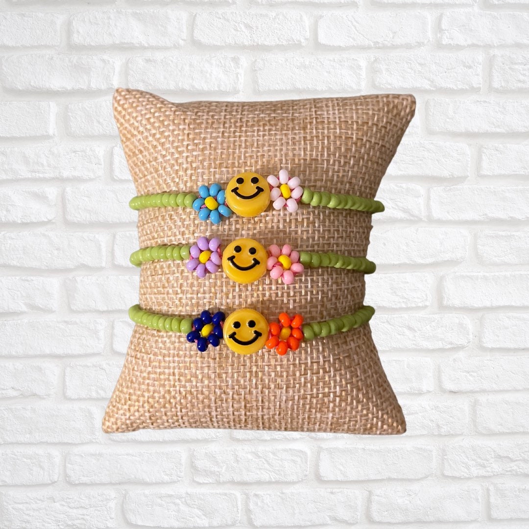 Adjustable Happy Daisy Bracelets - Etsy