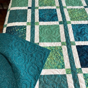 Tidal Wave Handmade Quilt - Etsy