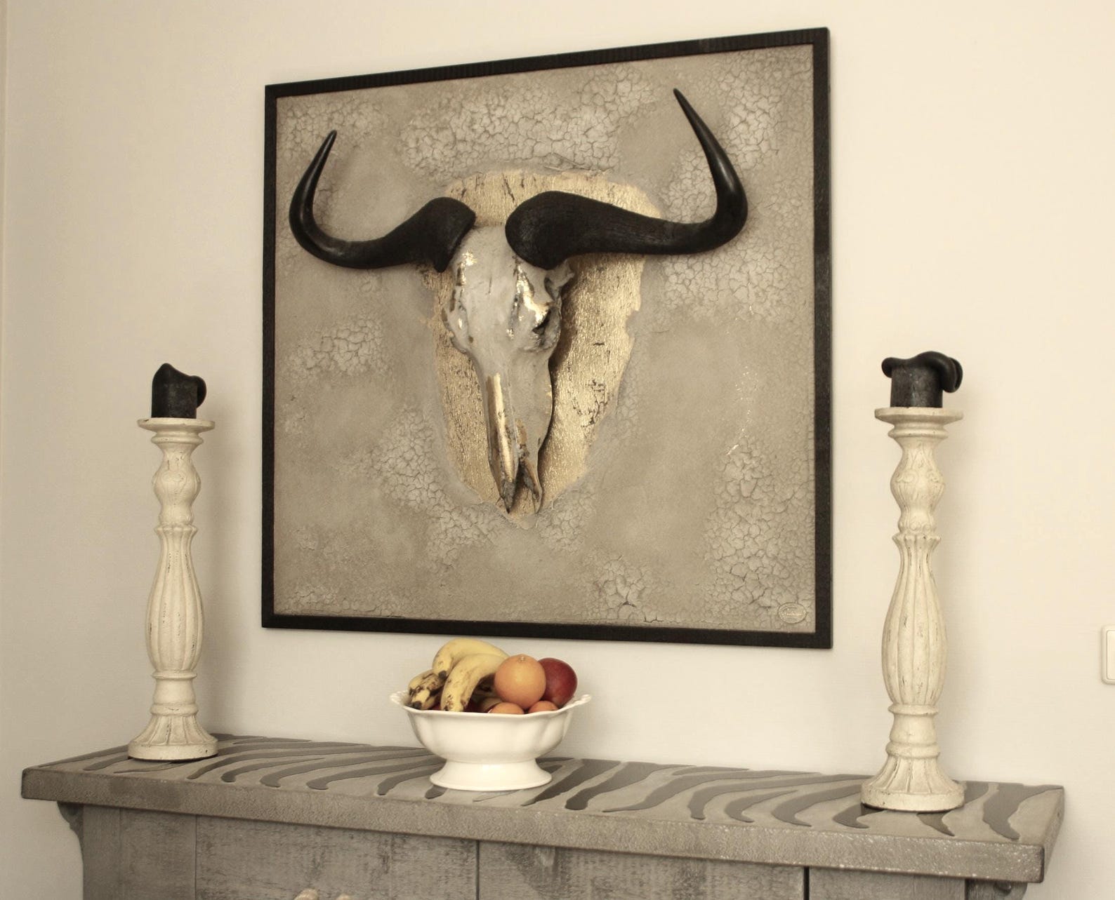 Wildebeastskull on a Board, Gnuskull Wall Mount, Painting Wildebeast ...