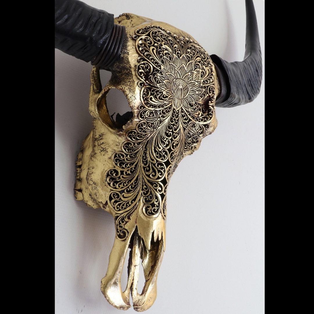 Buffalo Skull Design Made by Hand Carving, Bullskull, Restaurant Decor ...