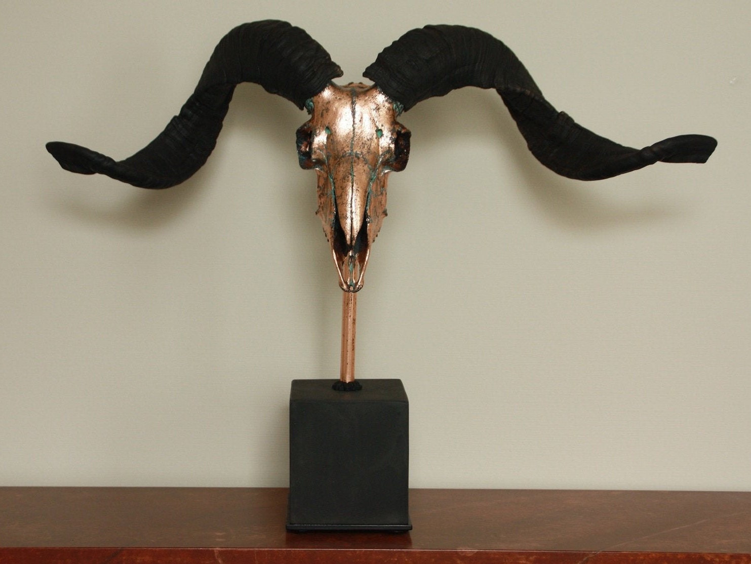 Ram Skull on Pedestal Ram Skull in Roségold in Aged Finish - Etsy