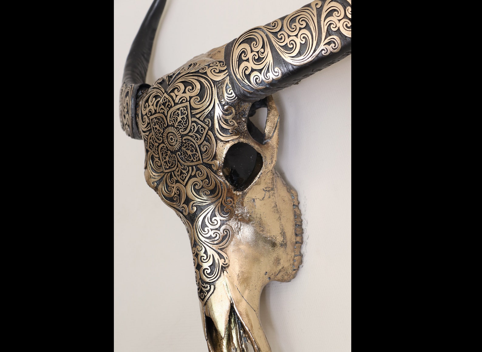 Decorated Real Buffalo Skull, Real Skull and Horns, Orientic Mandala ...