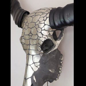 Real Buffalo Skull on Pedestal, Buffalo Skull Decorated Metalized ...