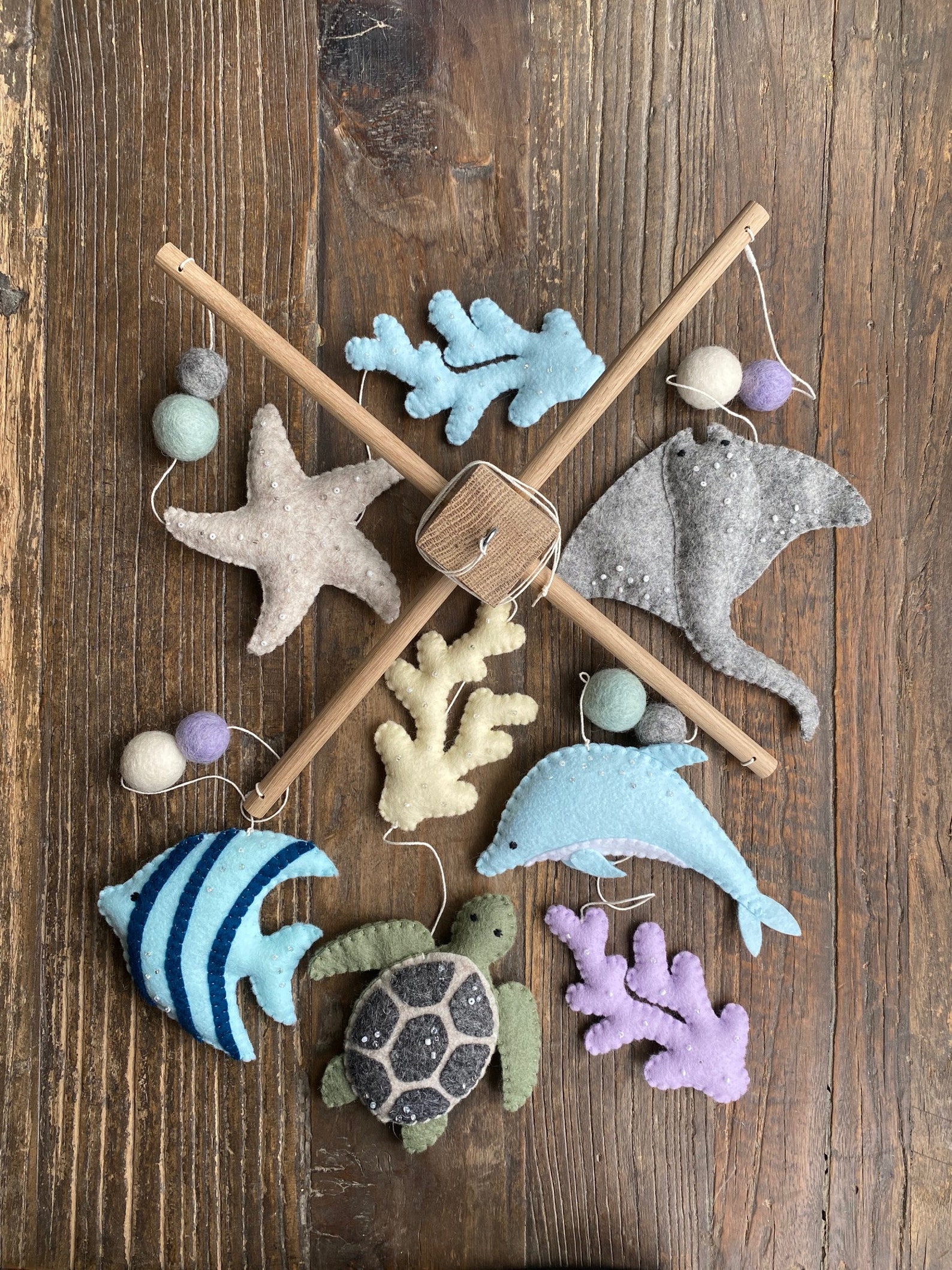 Wool Felt Under the Sea Mobile, Oak Frame, Ocean Nursery Decor - Etsy