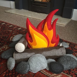 Felt Campfire Set, Wool Pretend Play Flame, Logs & Stones - Etsy