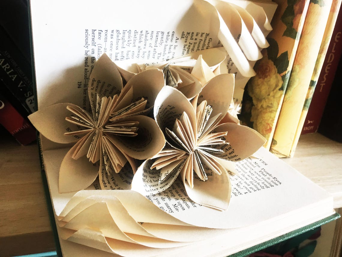 Folded Book Art - Origami Flower Book Page Book End, Book Page Flowers ...