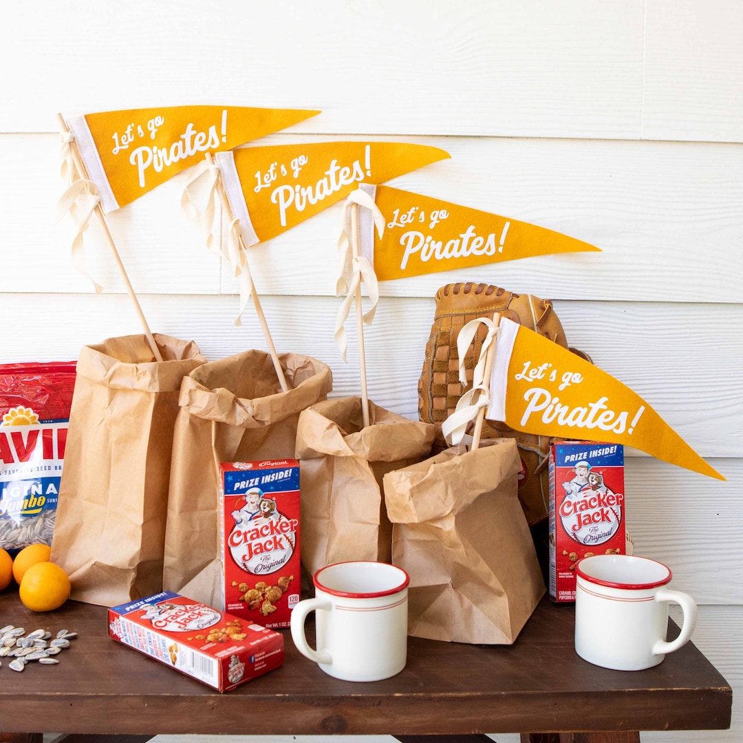 SPORTS TEAM Let's Go Pennant Gift Set - Etsy