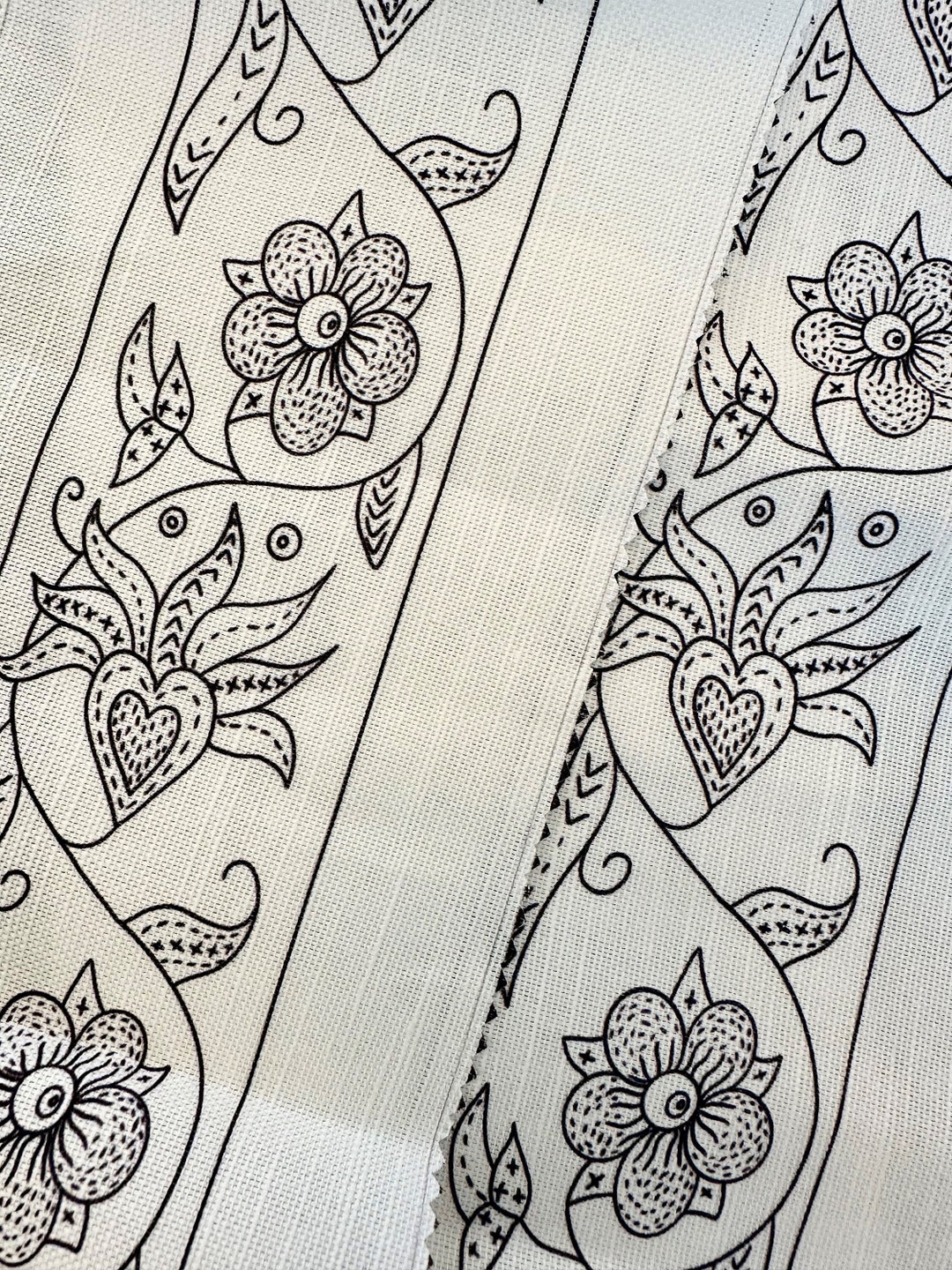 Printed Tudor/elizabethan Linen Look Fabric to Replicate Blackwork ...