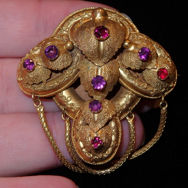 Pinchbeck Brooch - Etsy
