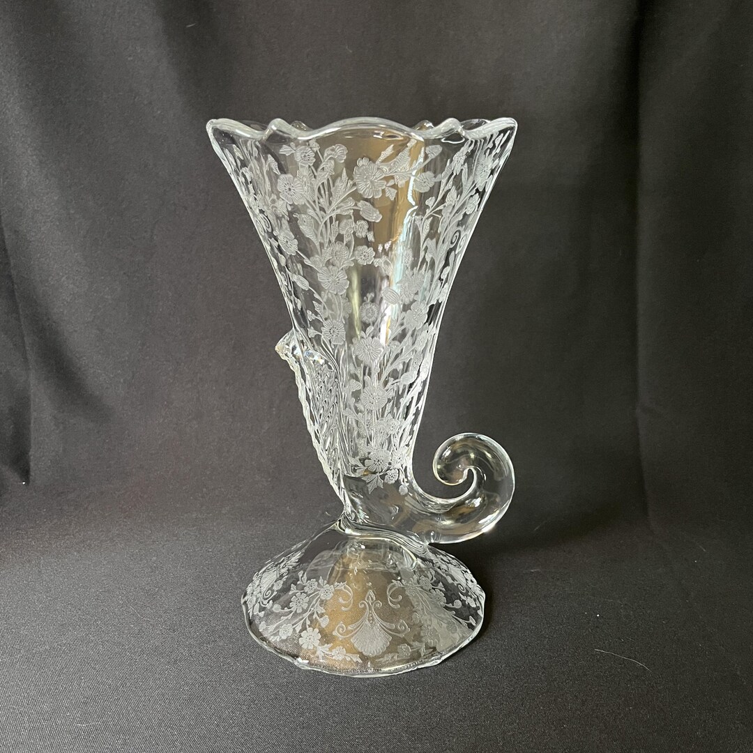 Duncan & Miller Cornucopia Vase, First Love Floral Etch 5111 - Etsy