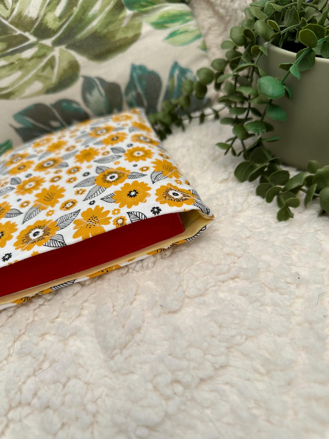 Sunflower Book Cover | Perfect for Keeping Paperbacks Safe | Booktok ...
