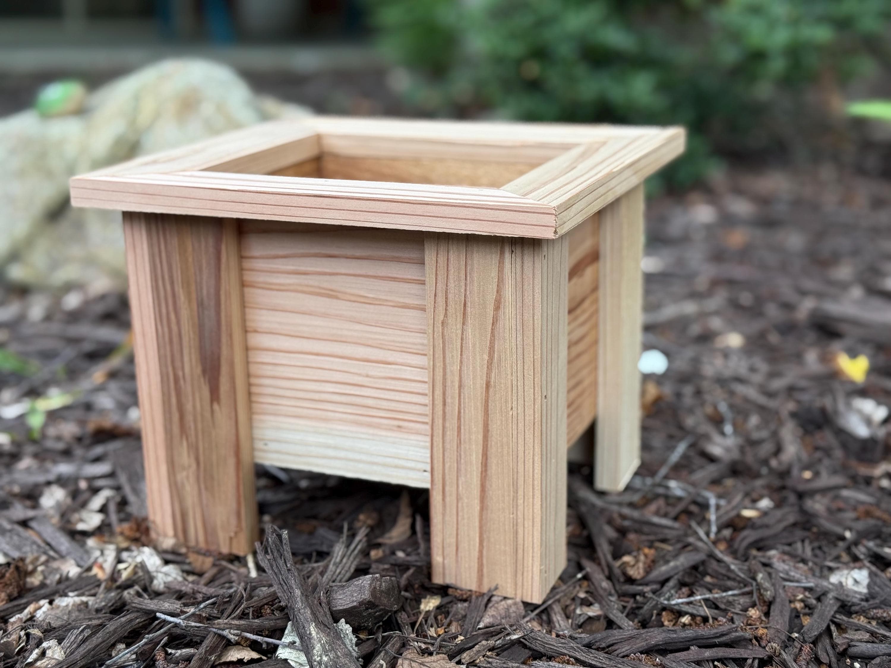 Small Cedar Planter Box - Etsy