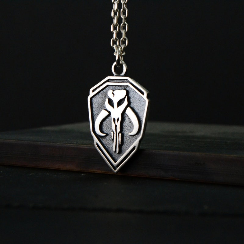 Star War Necklace - Etsy