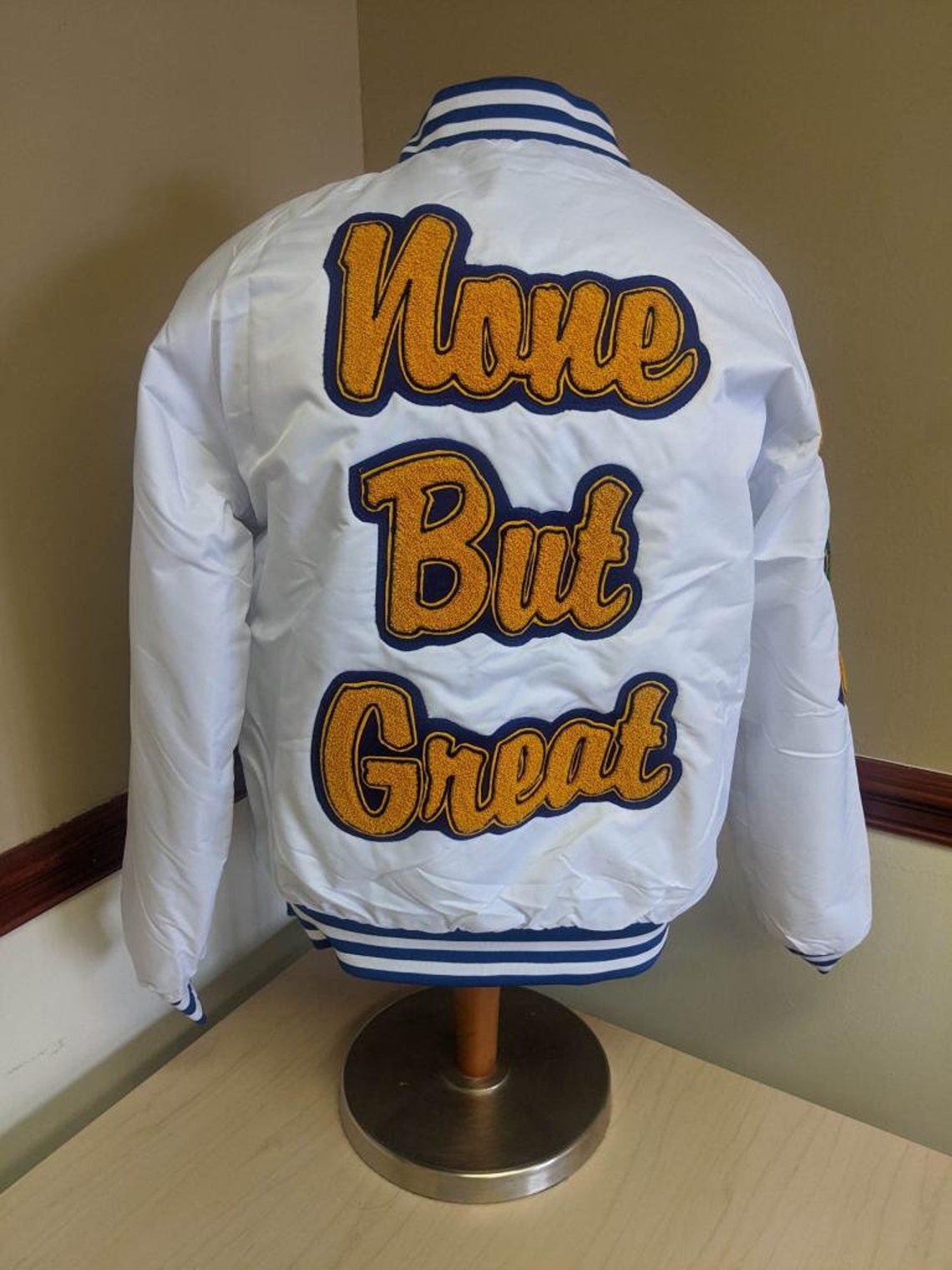 JARVIS BULLDOGS HBCU Jacket - Etsy