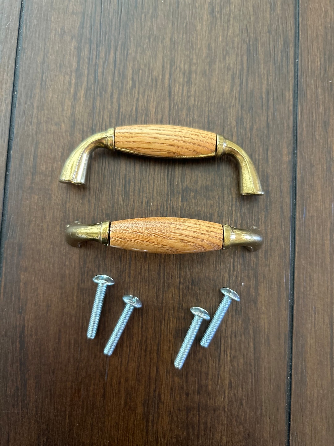 Belwith P461-OAK Polished and Oak Wood Lancaster Woodgrain Collection ...