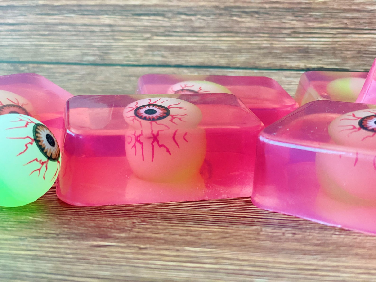 Bloody Eyeball Soap Creepy Soap Creepy Gift Halloween Soap - Etsy