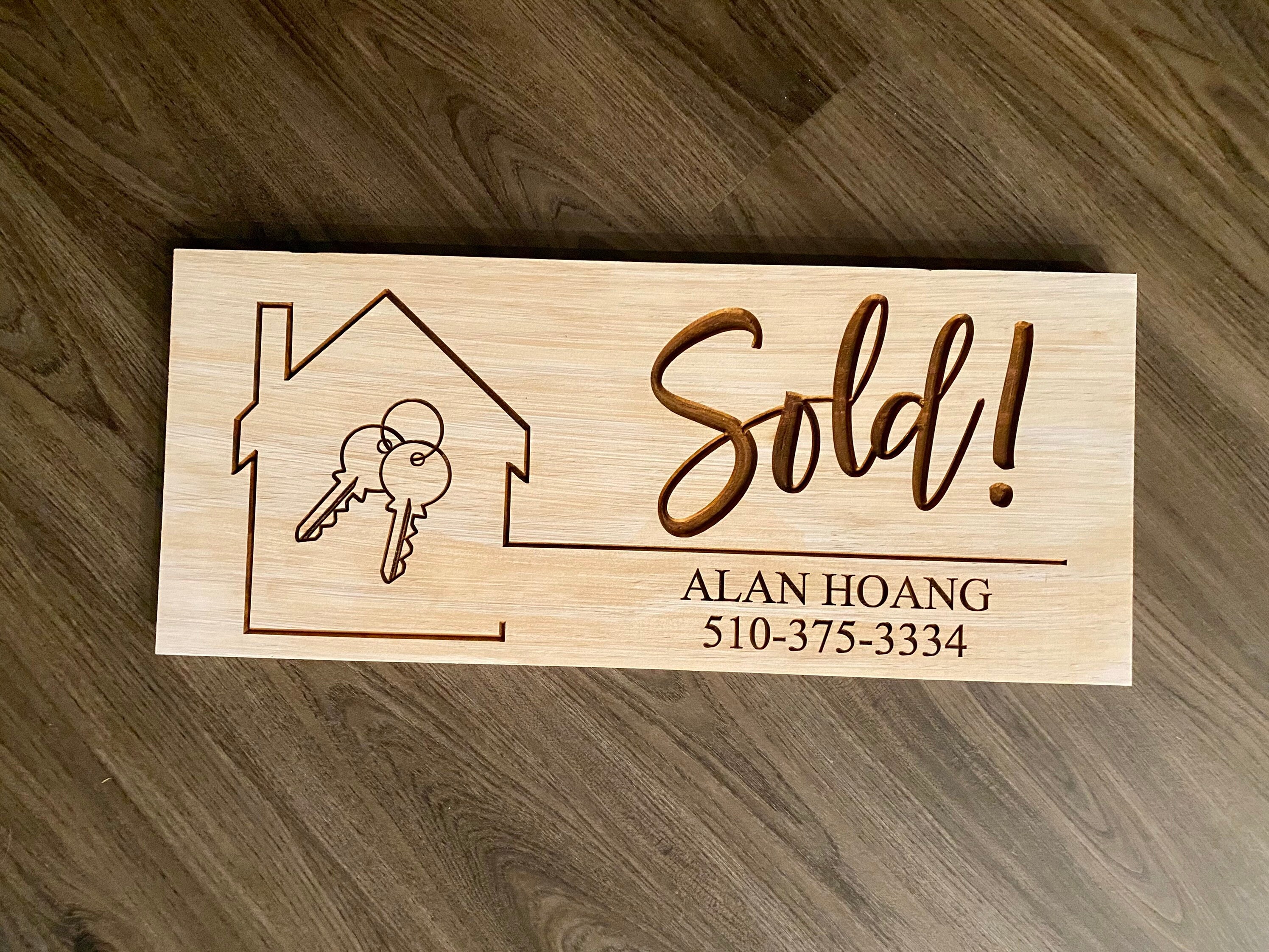 Sold Realtor Sign Real Estate Closing sign Closing gift - Etsy.de