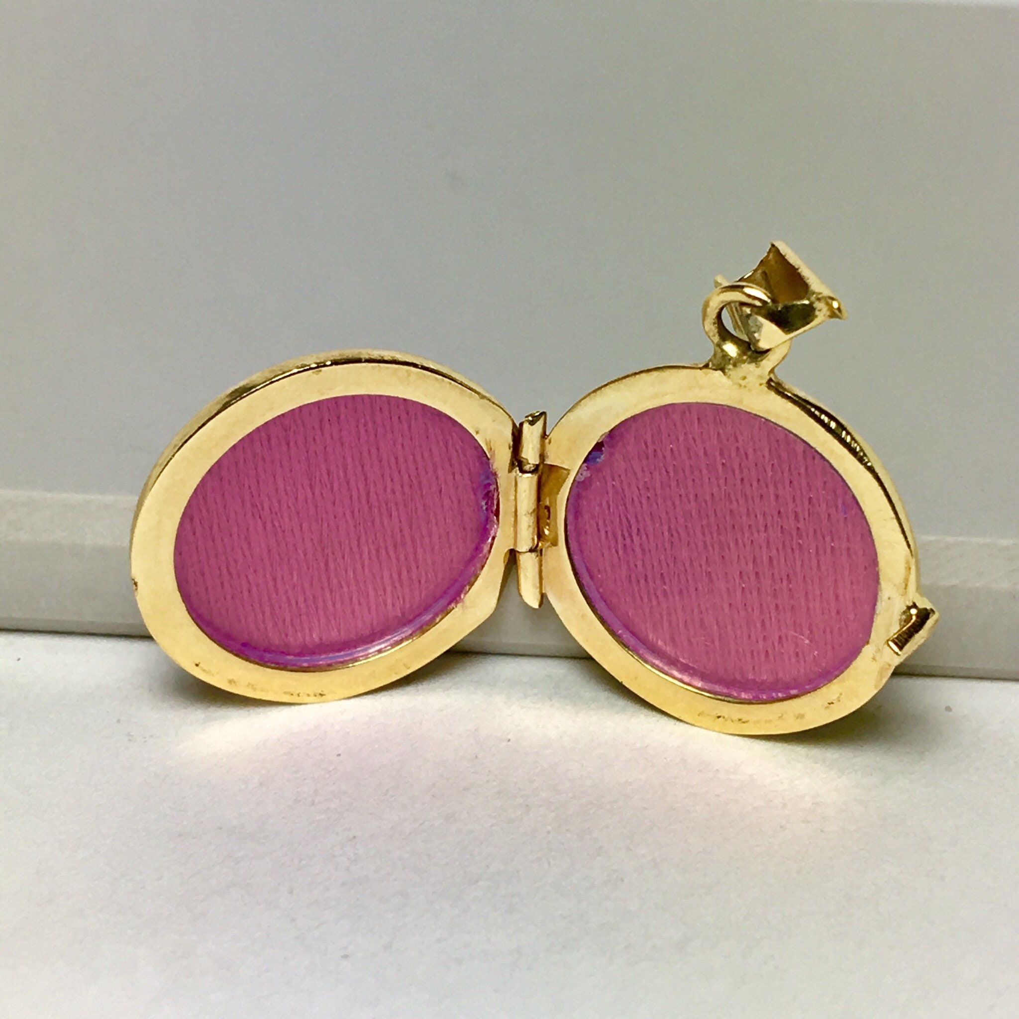 14k Solid Gold Necklace Pendant/ Gold Locket Pendant/ - Etsy