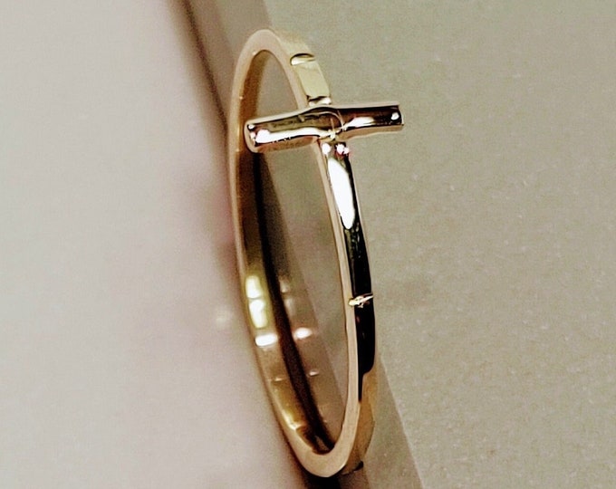 10K Solid Yellow Gold 0.4 Diamond Cut Sideway Crucifix Cross Band Ring. - Etsy