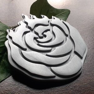 Ruby Rose Silver Brooch Pin or Belt Buckle - RWBY Cosplay Costume - Etsy