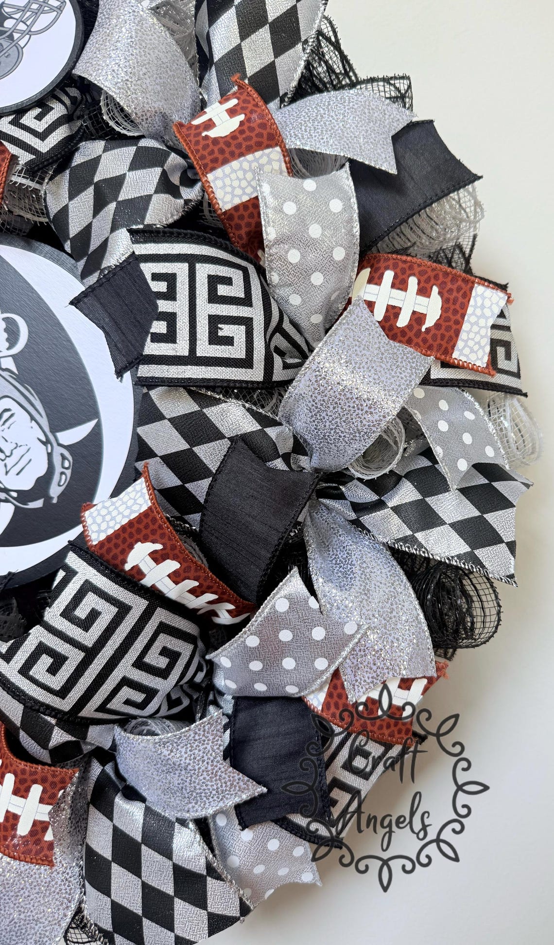 Las Vegas Raiders Wreath, LA Raiders Mesh Wreath, NFL Wreath, Raiders ...