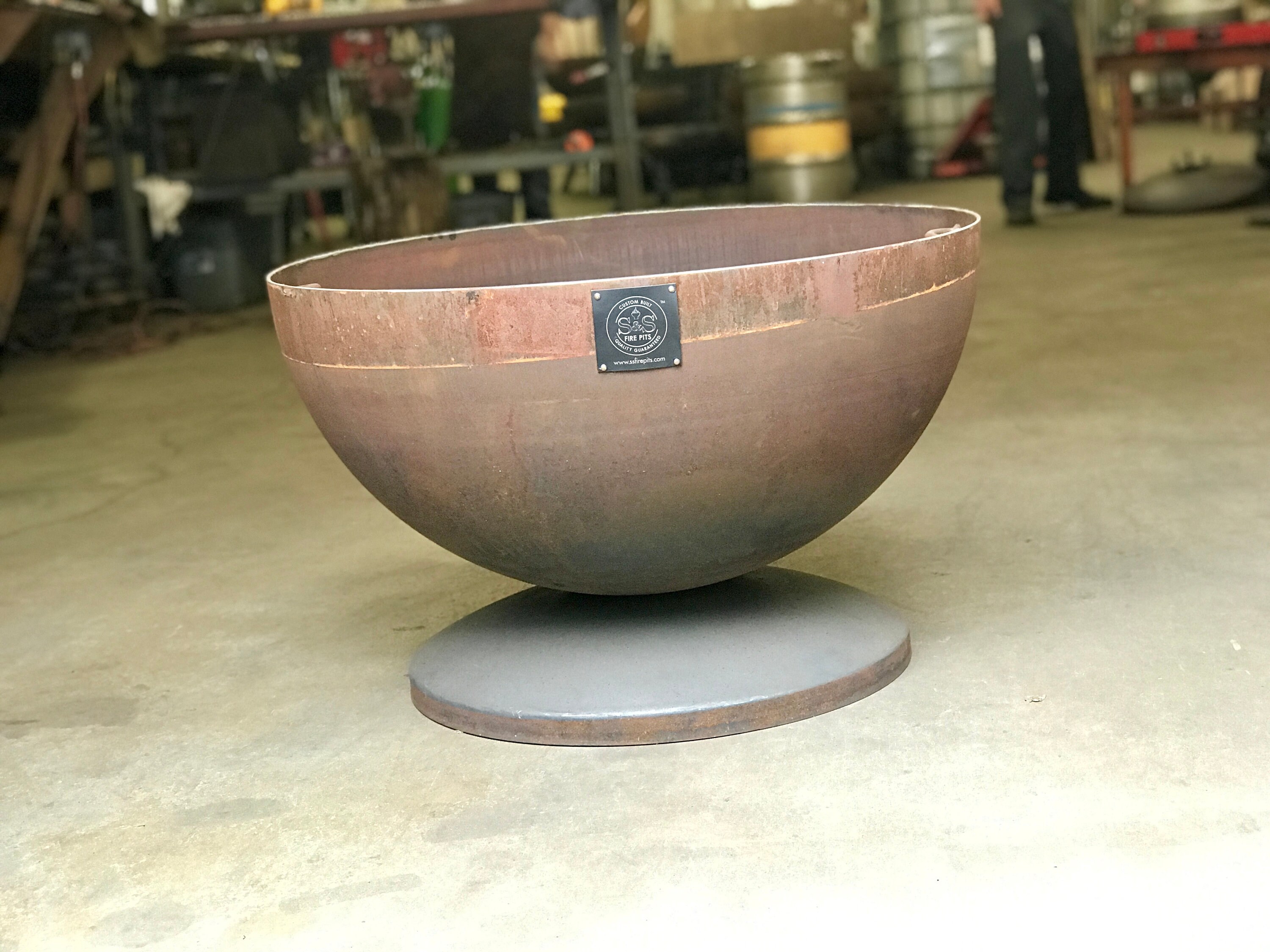 30 Hemisphere Fire Pit on Flanged Base - Etsy