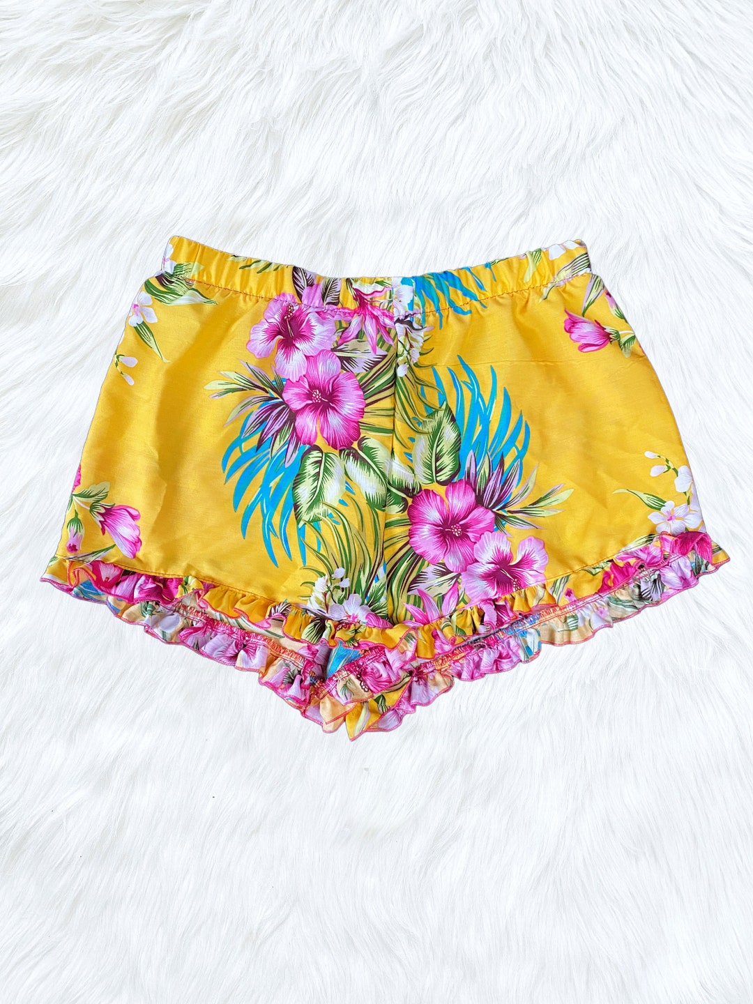 Yellow Hawaiian Floral Plant Pattern Ruffle Shorts Tropical Loungewear ...