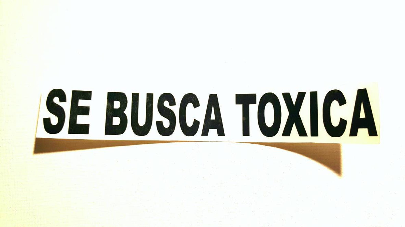 Se Busca Toxica Vinyl Sticker | Toxica Sticker | Mexixan Stickers ...