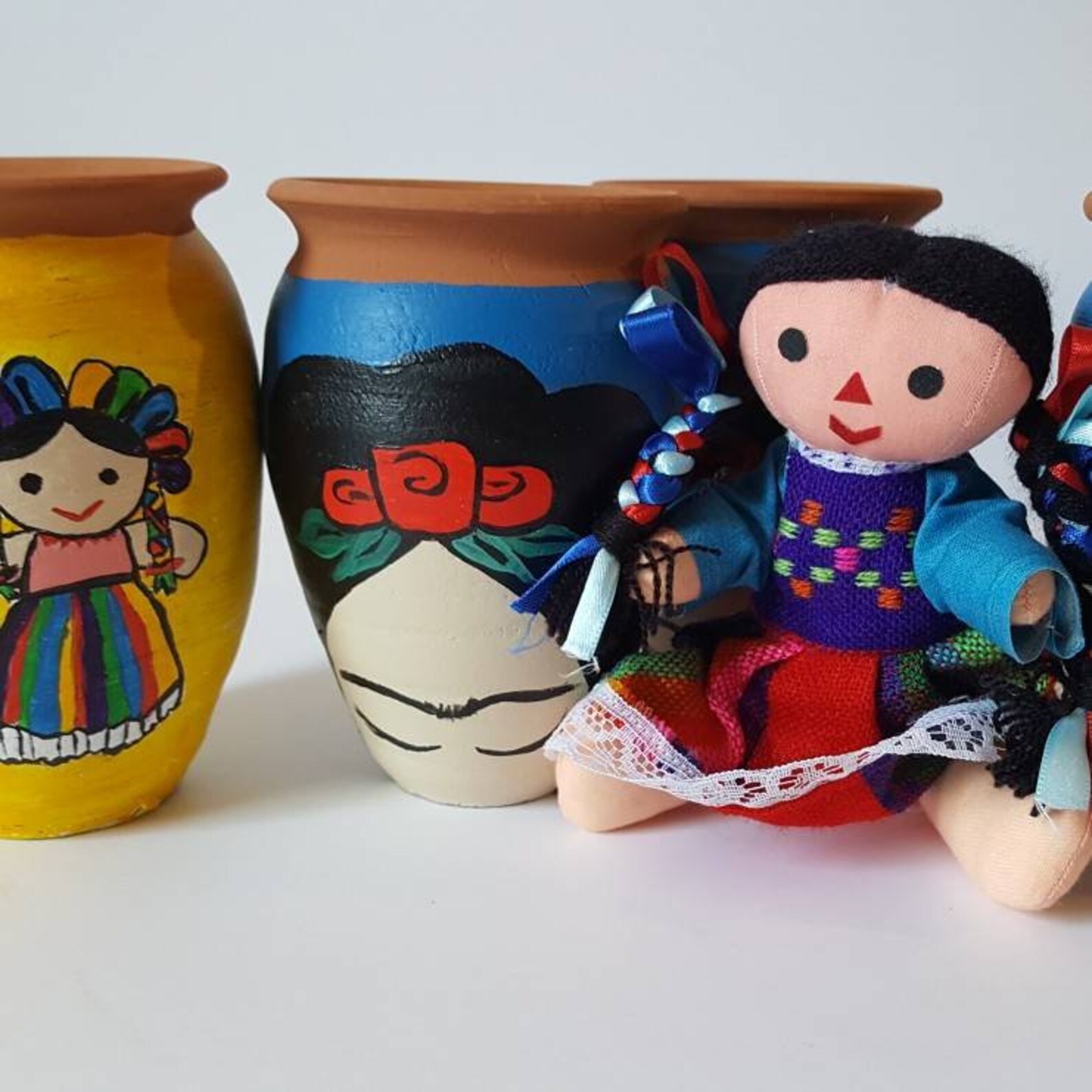 Frida Kahlo, Cantaritos De Barro, Mexican Tequila Shots, Jarritos De ...