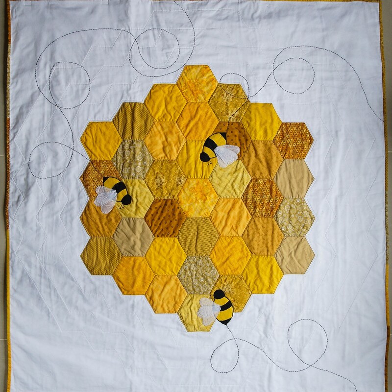 Honey Bee Quilt - Etsy