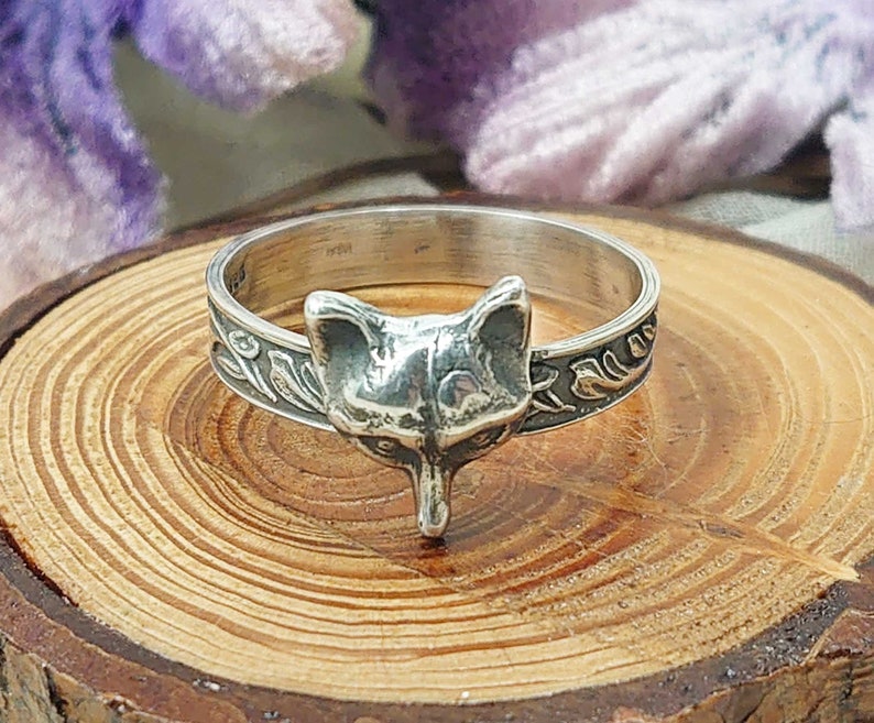 Antique Style Sterling Silver Fox Head Patterned Band Ring - Etsy