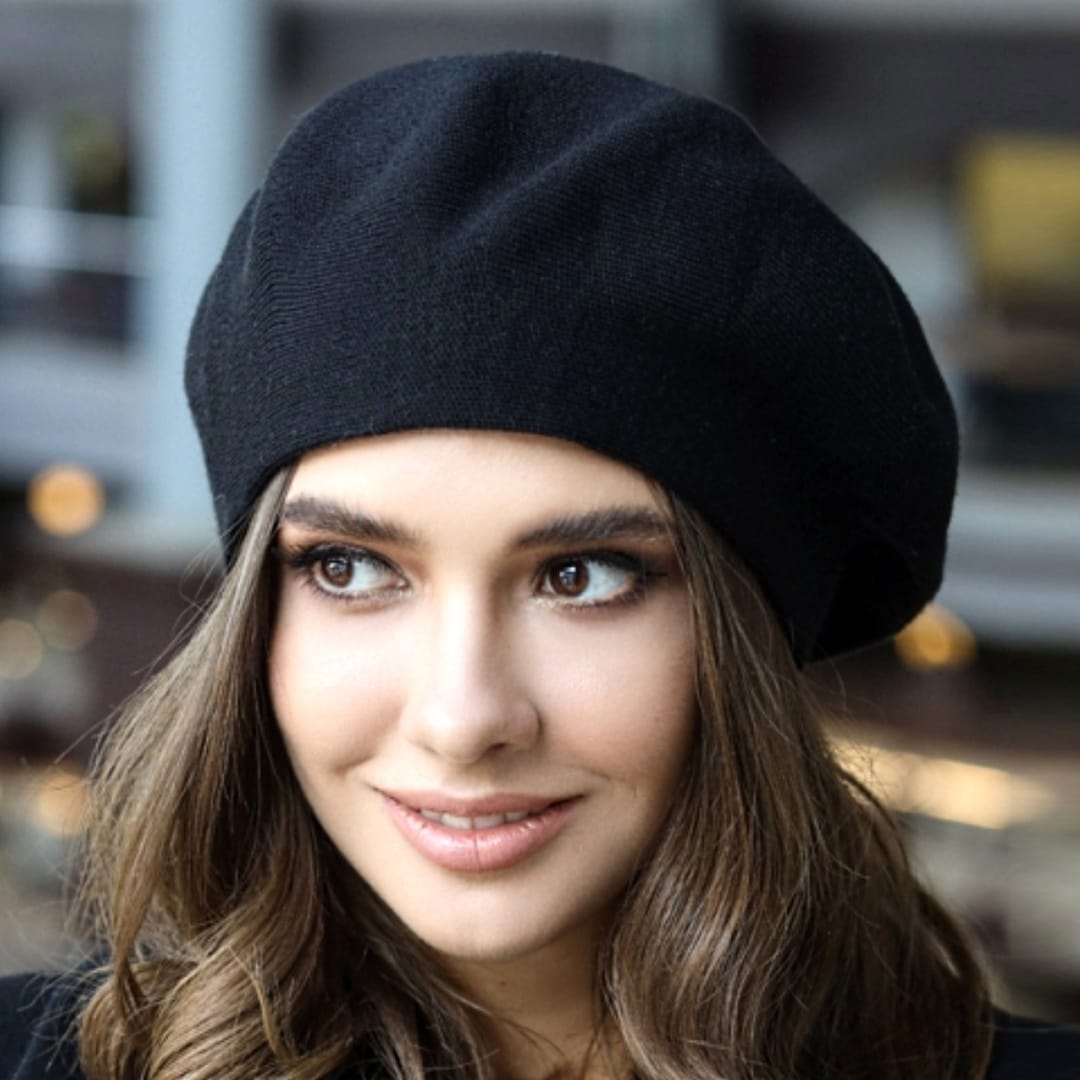 Black Knit Beret: Vegan Acrylic French Style Beret - Etsy