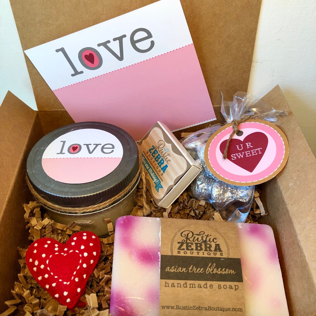 Small Love Box, Valentines Gift Box, Romantic Date Night Ideas ...