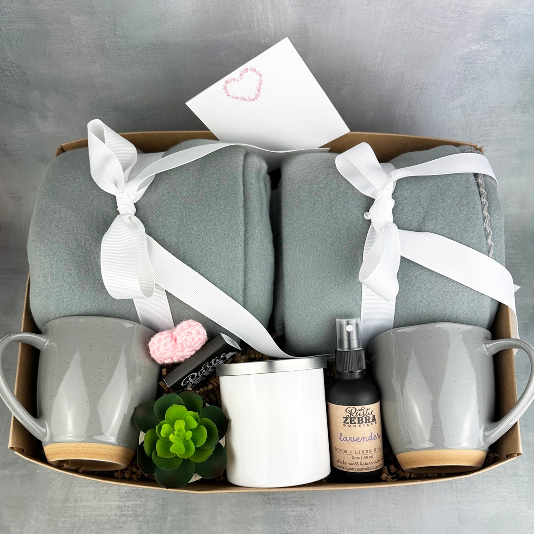 Couple Gift, Date Night Box, Engagement Gift, Wedding Gift Box for ...