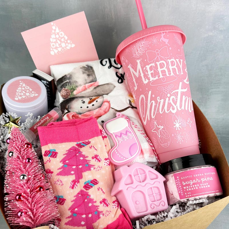 Pink Gift Baskets Women - 60+ Gift Ideas for 2025