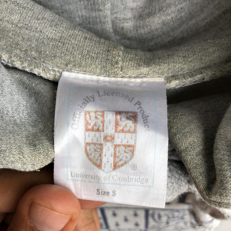 Vintage Cambridge University Hoodie Big Logo Sweatshirt Jumper Pullover ...