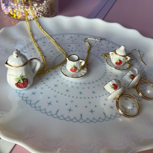 Strawberry Tea Set - Etsy