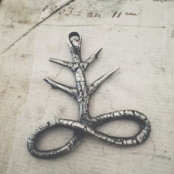 Leviathan Cross Ring - Etsy