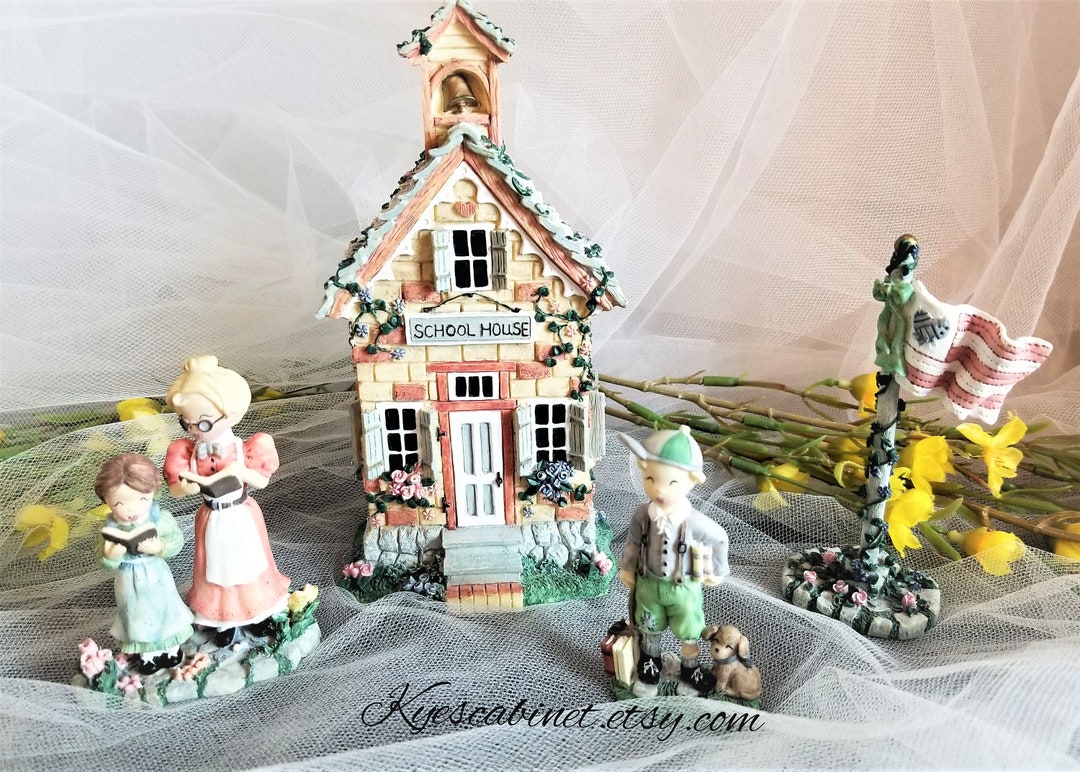 IVY Innocence Collection the Olde Ivy School 4 PC Set, Chapter Four ...