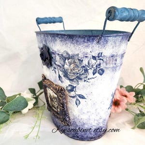 Decoupage "blue Roses" Metal Basket, Hand Painted Floral Basket, Blue ...