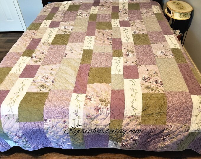 Vintage Liz Claiborne Quilt 104 X 94 Inch, Cottage Patchwork Oversized ...