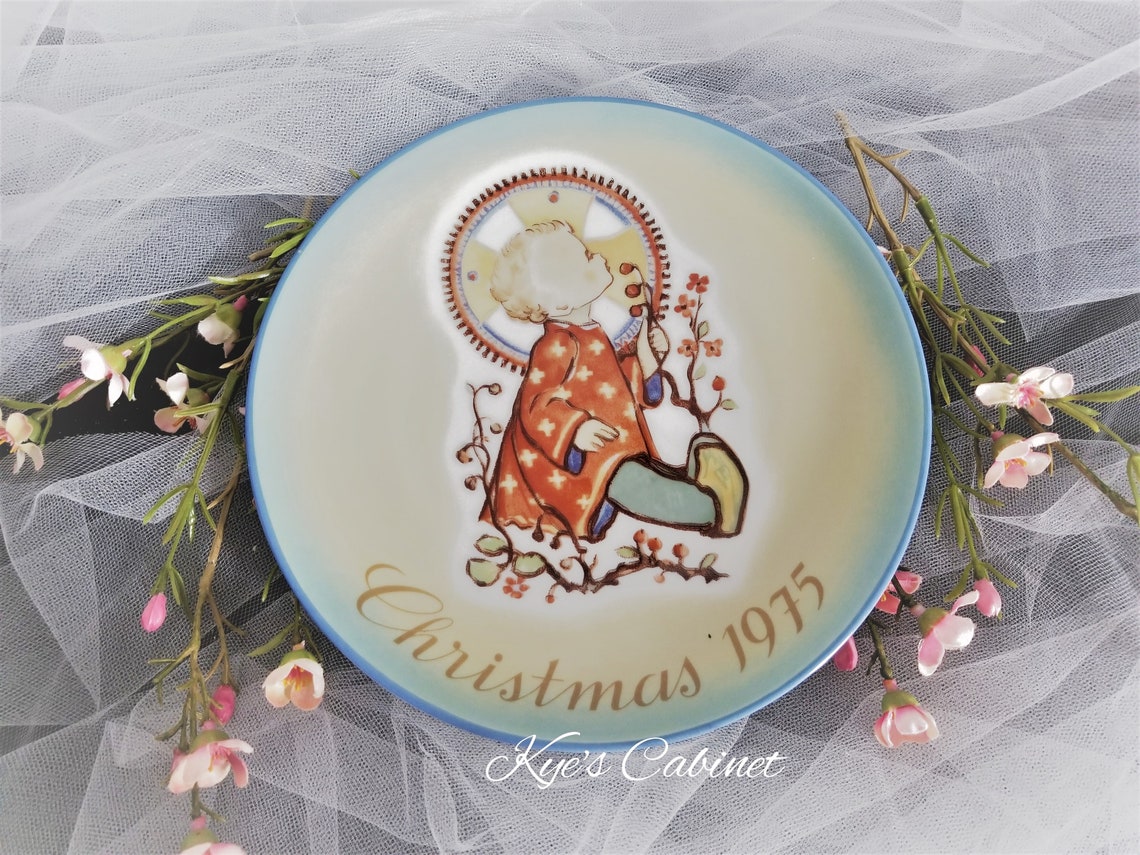 Sister Berta Hummel Christmas Plate 1975 christmas | Etsy