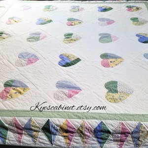 Vintage Heart Patchwork Quilt, Pastel Tone Love Heart Quilt, 84 X 82 ...